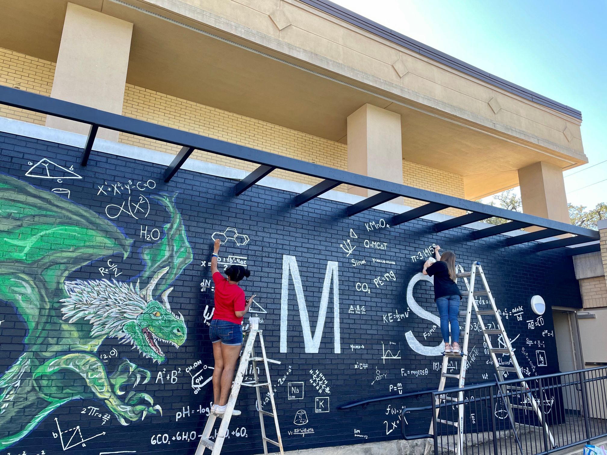 ASMS Students Lead Campus Beautification Mural Project - Alabama School ...
